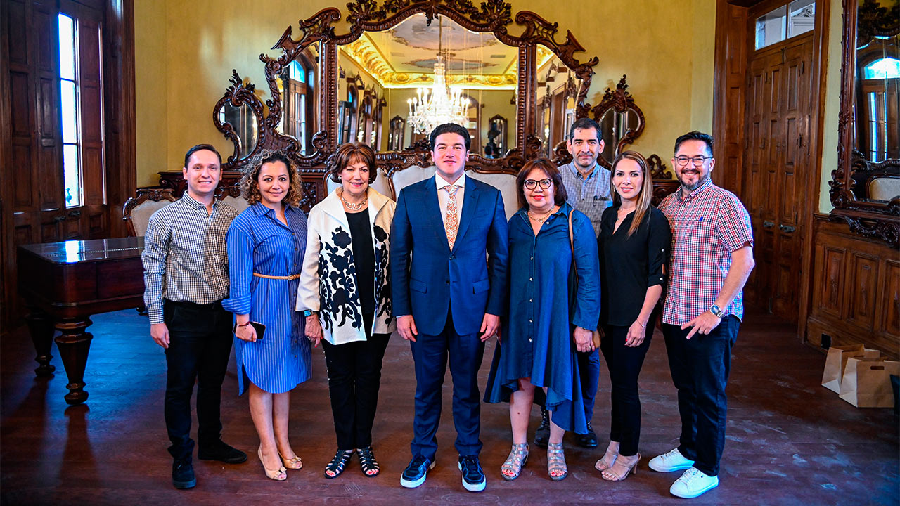 Reconocen A Maestras Y Maestros De Nuevo León